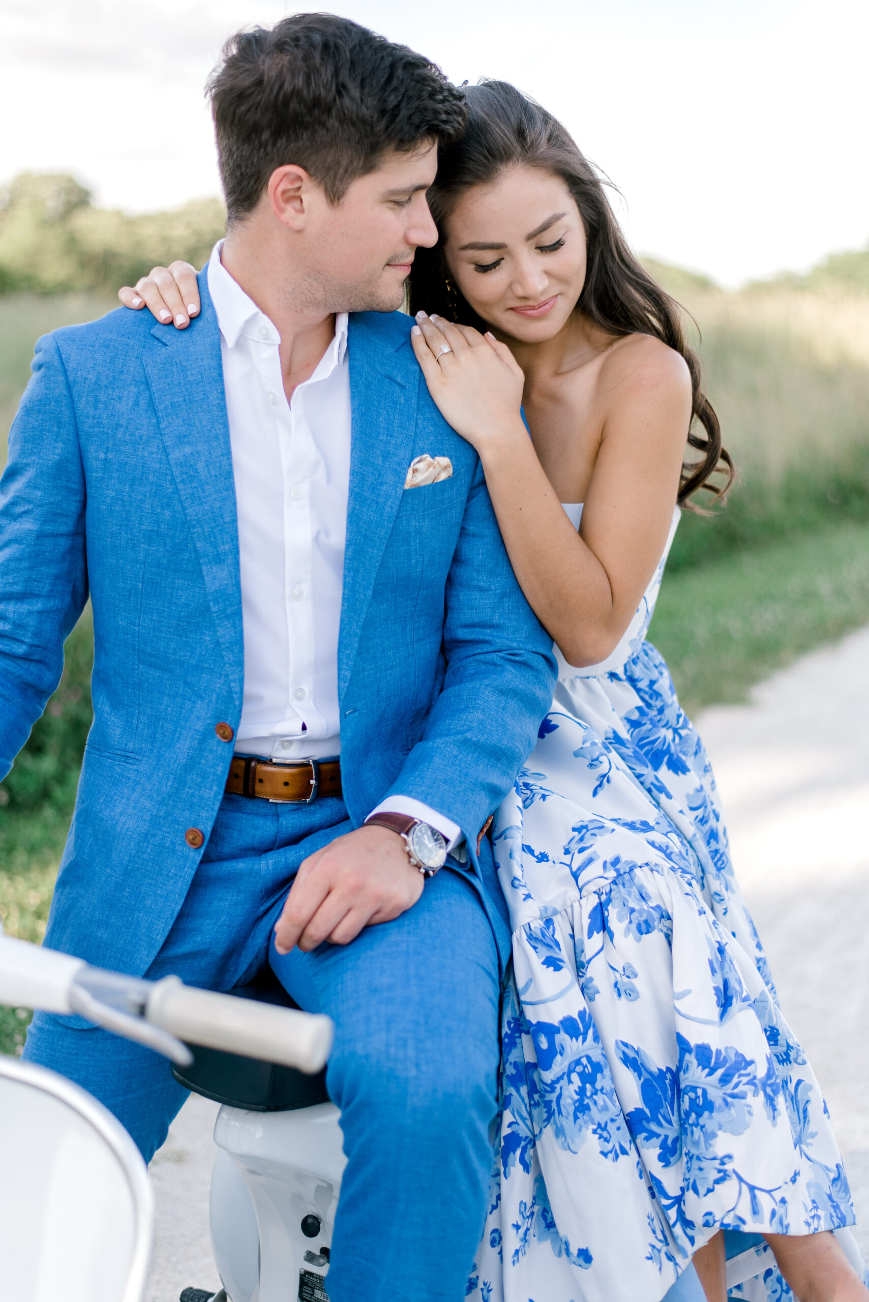 6 Tips for Picture Perfect Engagement Photos - with love caila